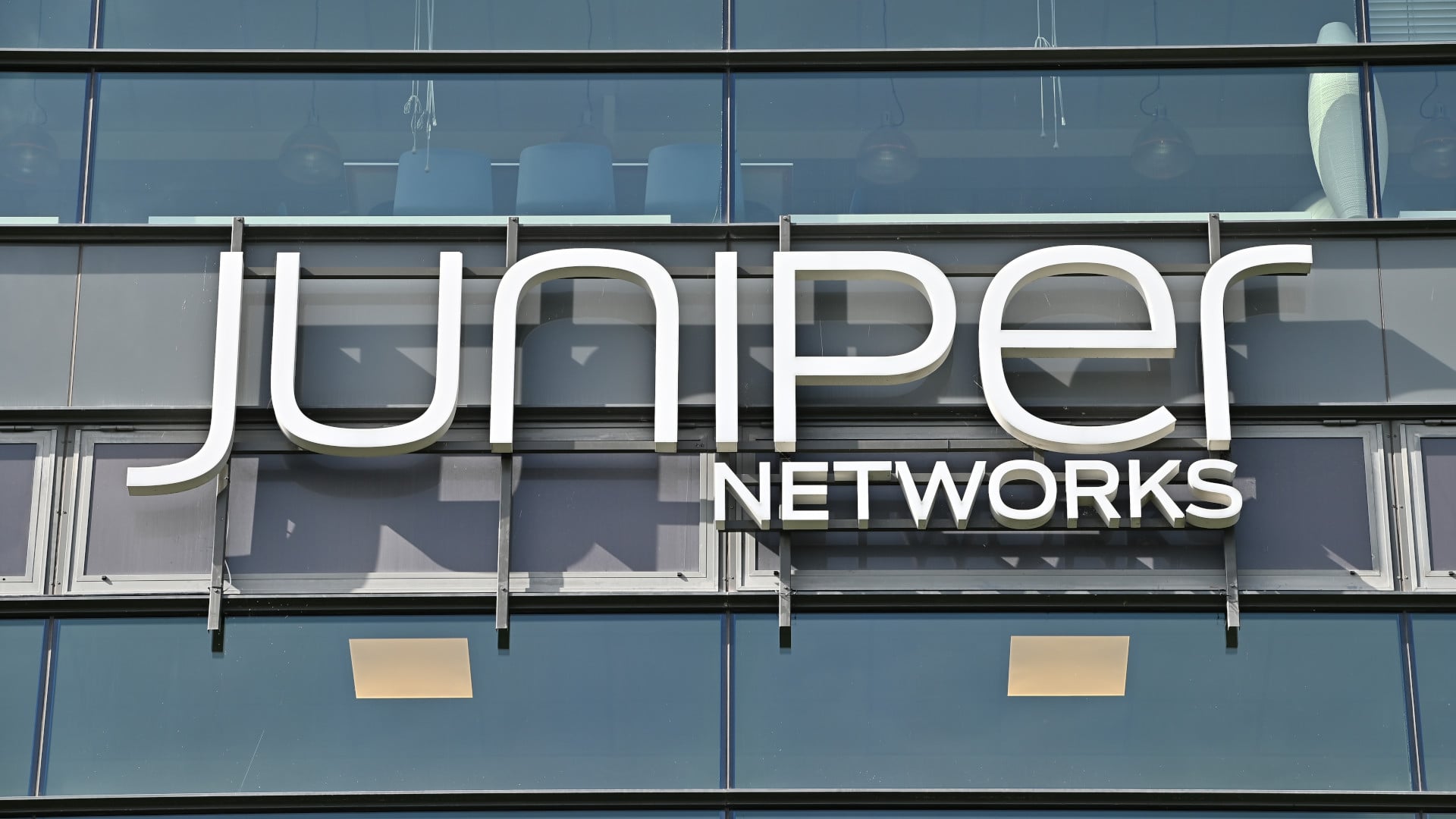 Juniper Networks eröffnet Labor für KI-Rechenzentren