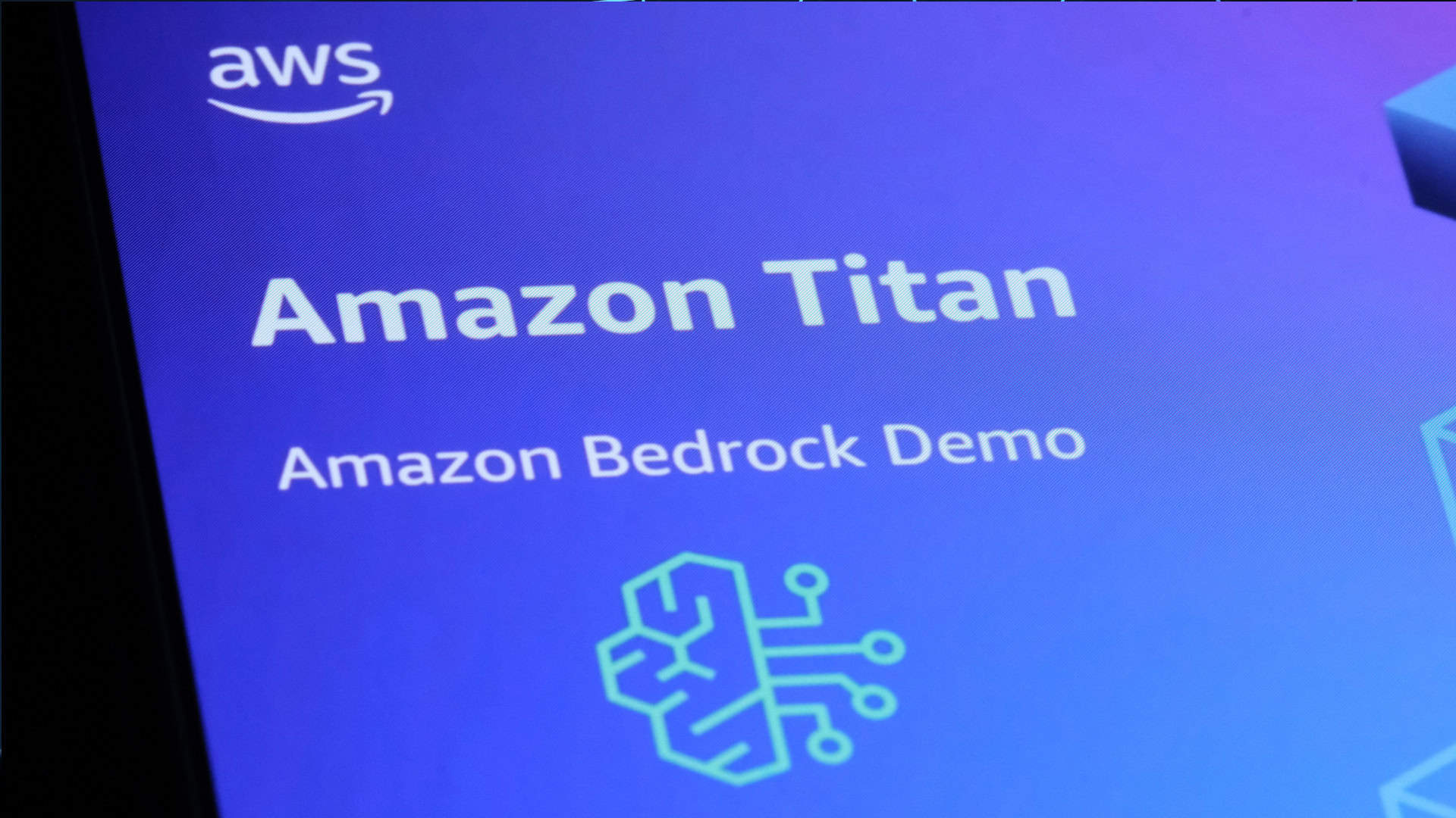 Amazon Bedrock mit neuen Funktionalitäten und erweiterter FM-Auswahl