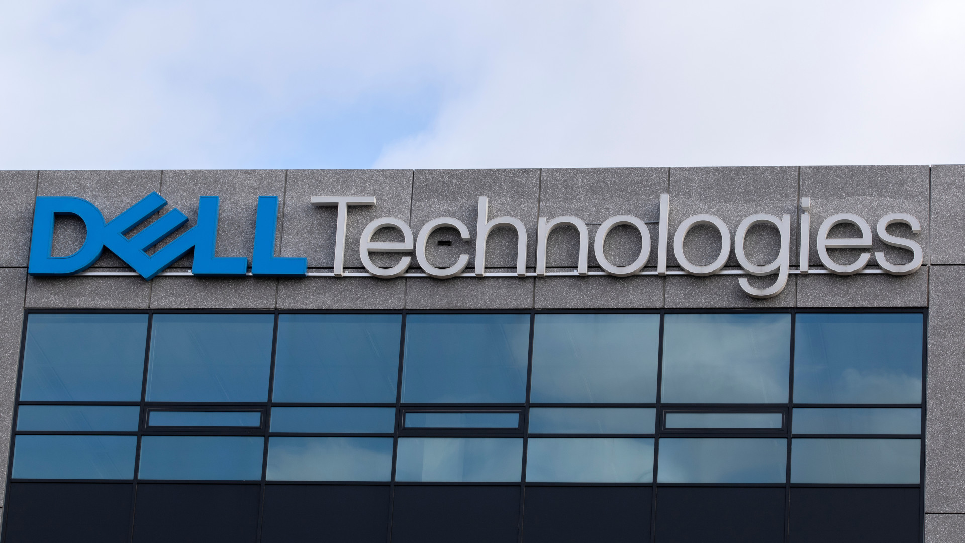 Dell Technologies baut sein GenAI-Portfolio mit AMD weiter aus