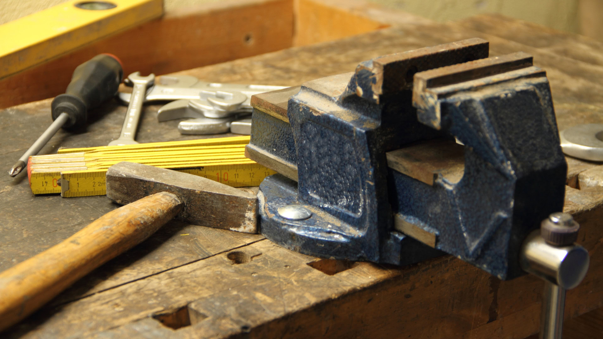 Enterprise-fähige KI-Modelle mit Developer Workbench