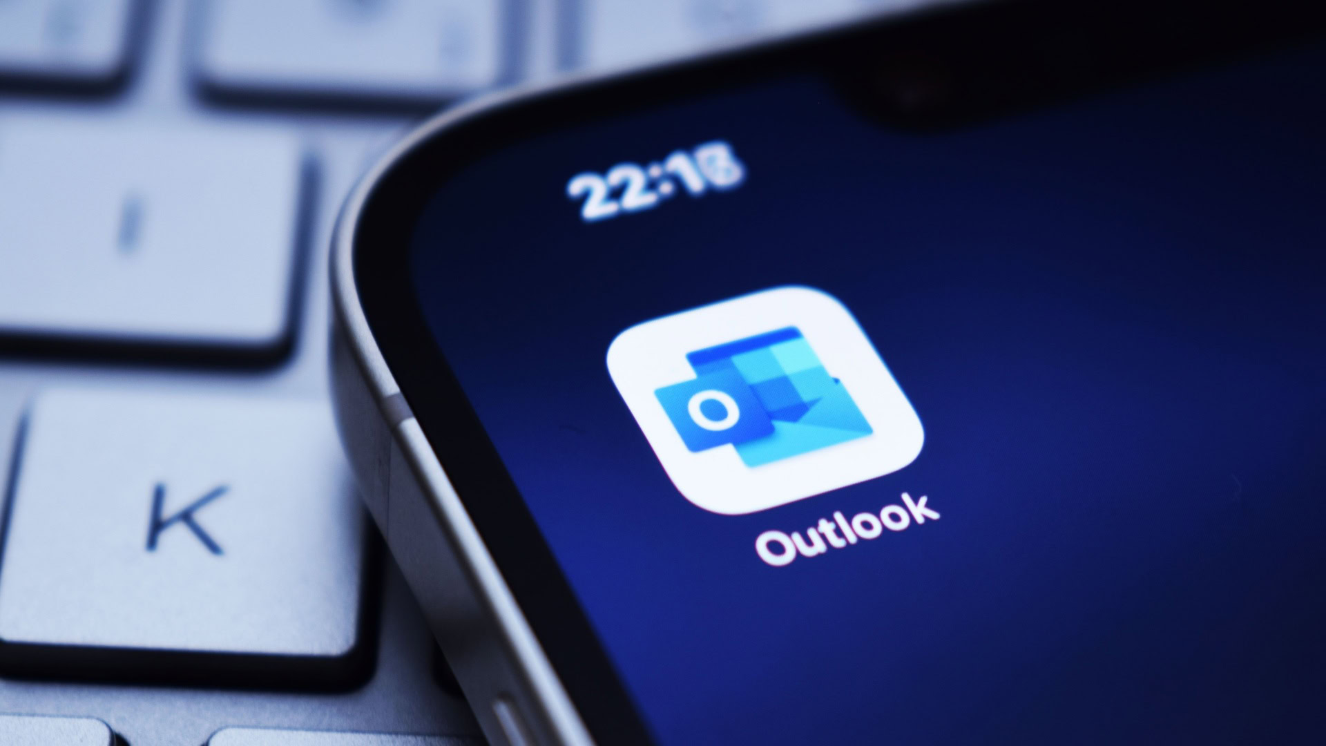 Hacker nutzen kritische Outlook-Sicherheitslücke