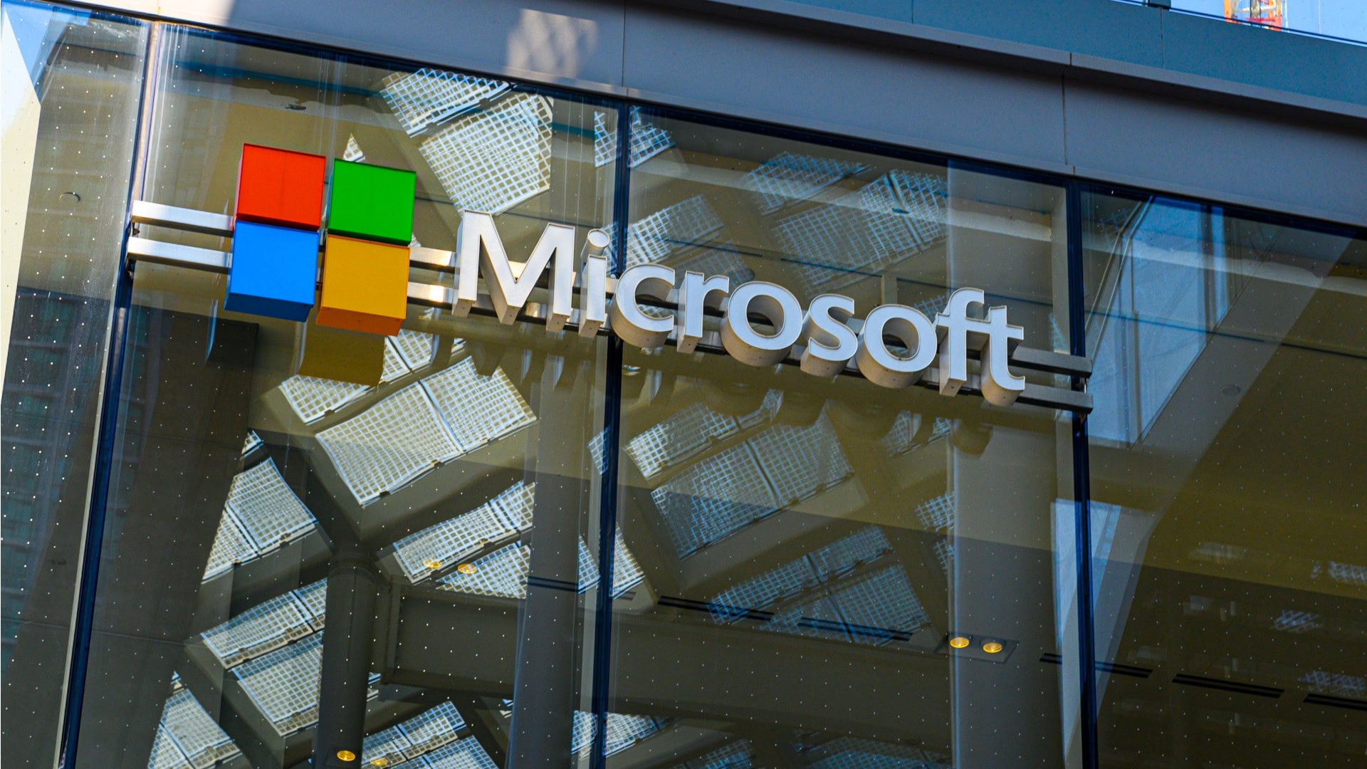 Microsoft soll Windows Server überteuert verkauft haben